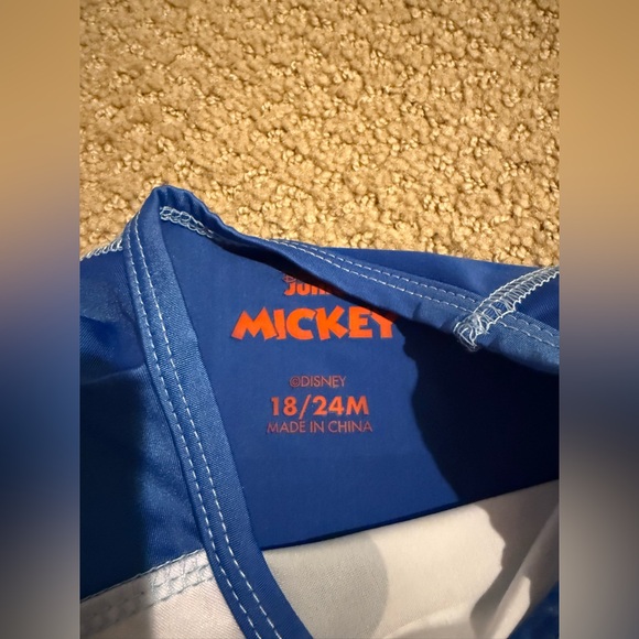 Disney | Swim | Nwt Disney Mickey Mouse Rash Guard Size 824 Months ...